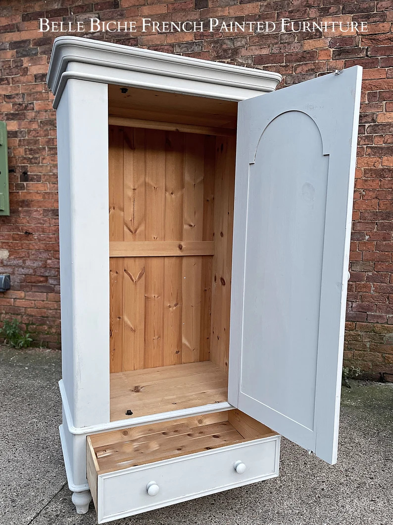 Fabulous Gustavian Grey Spacious Single Wardrobe / Ideal Nursery / Hall ...