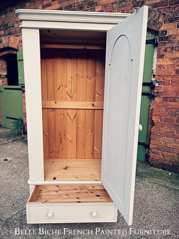 Fabulous Gustavian Grey Spacious Single Wardrobe / Ideal Nursery / Hall ...